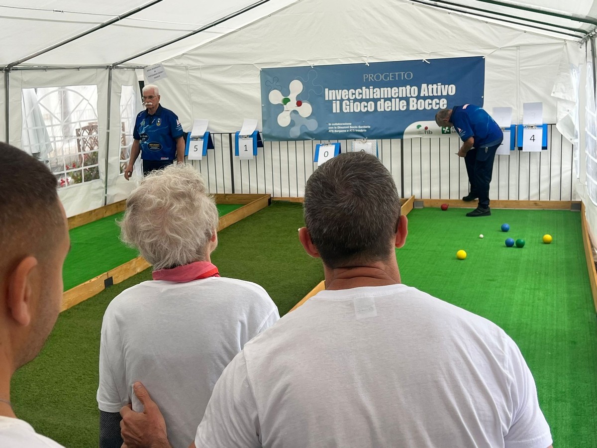 VIDEO e FOTO. Il gioco delle bocce come cura e prevenzione. A Bodio ...