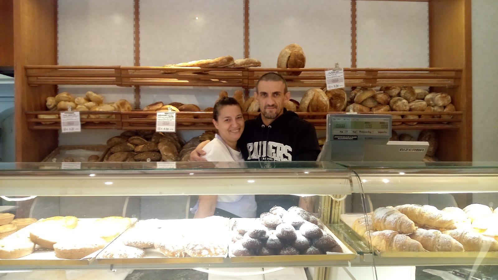 La grande storia del panificio Dinoia continua con Michela e Teo ...