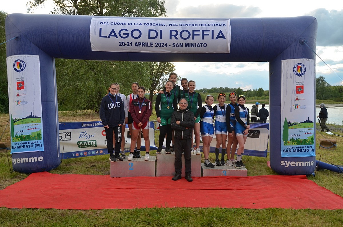Un altro weekend di gare e medaglie per la Canottieri Monate che sbanca ...