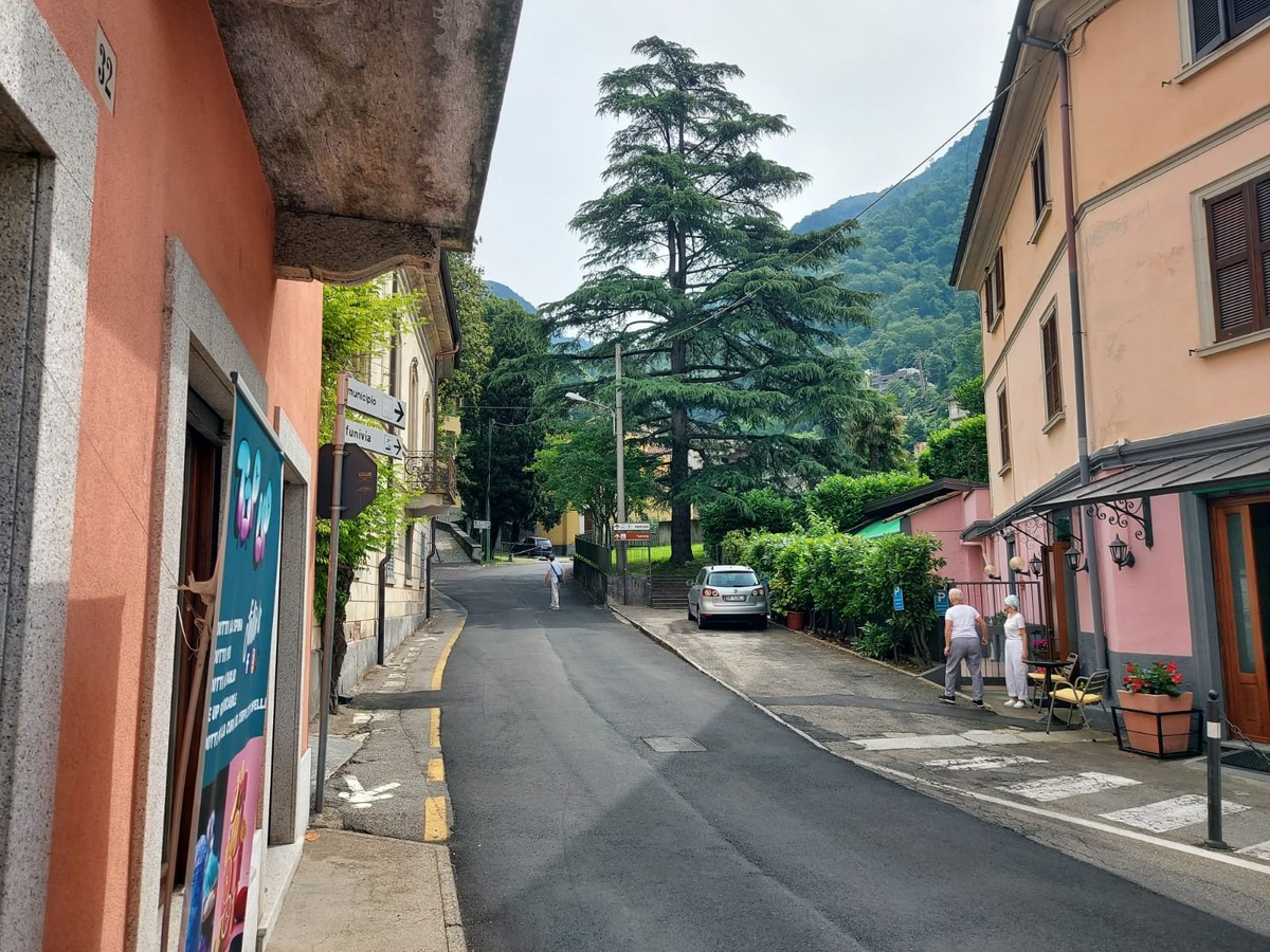 Cambia la viabilità del cantiere sulla Sp69 nel centro di Laveno: via Roma transitabile a senso ...