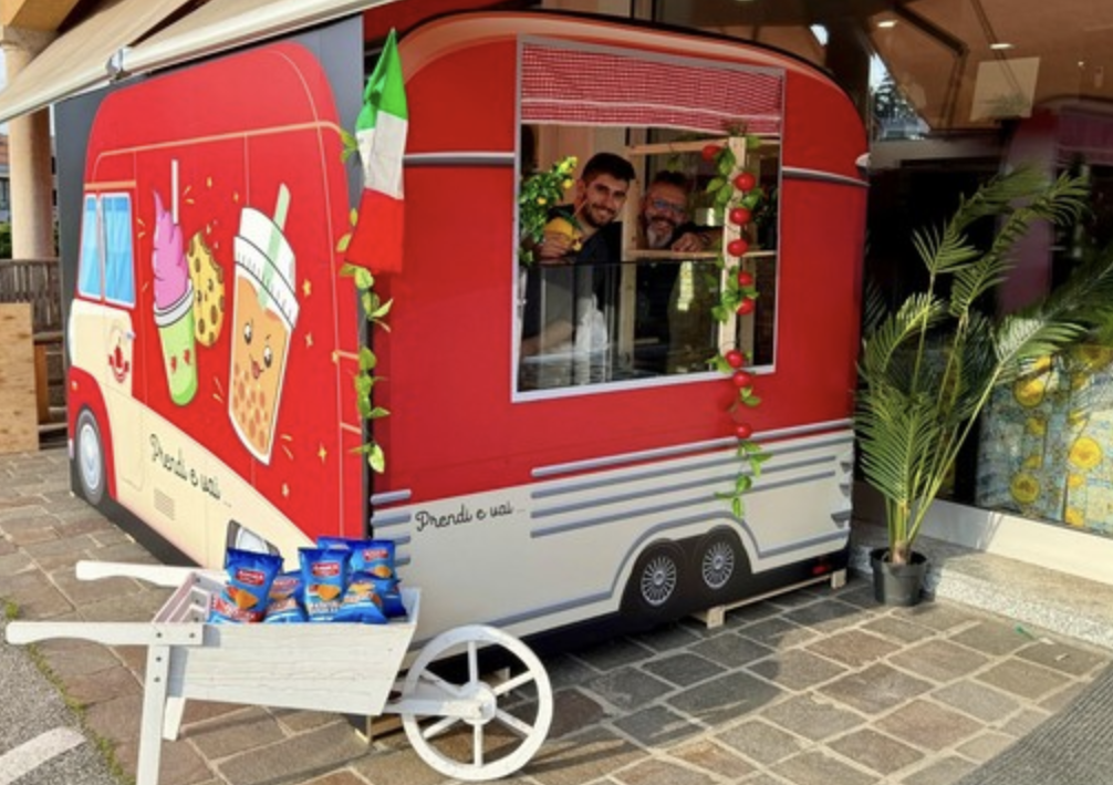 L'estate arriva a Buguggiate con un nuovo chiosco "rinfrescante ...