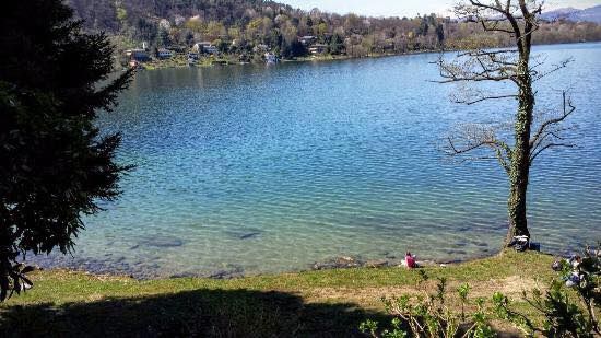 Il lago di Monate e il lago Delio e la leggenda del villaggio sommerso ...