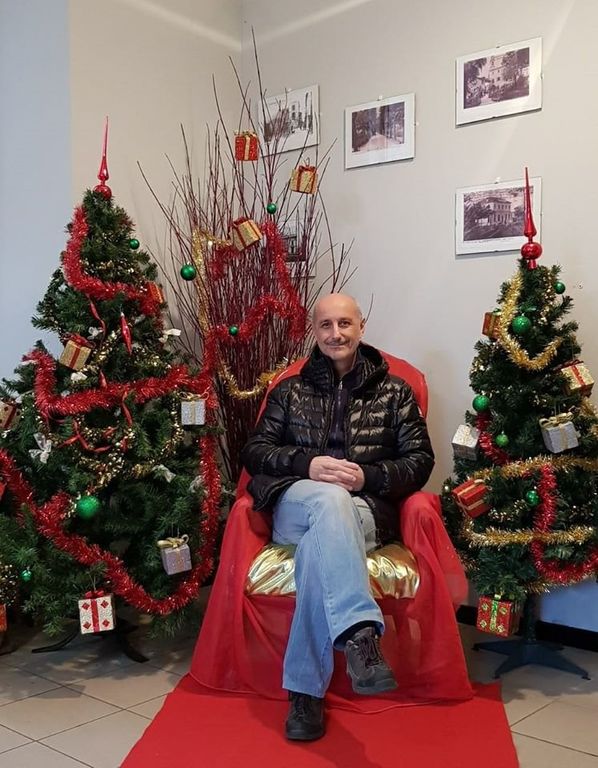 Grave lutto a Sesto Calende per la scomparsa del fotografo Roberto ...